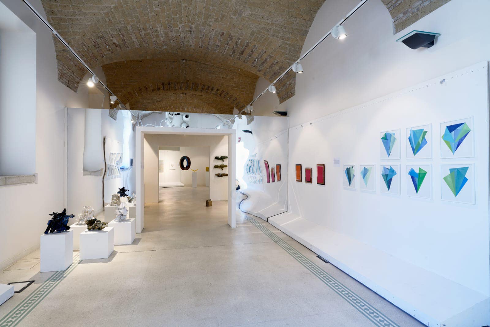 Caleidoscopio Friburgo: al Museo Irpino un corridoio infinito d'arte ...